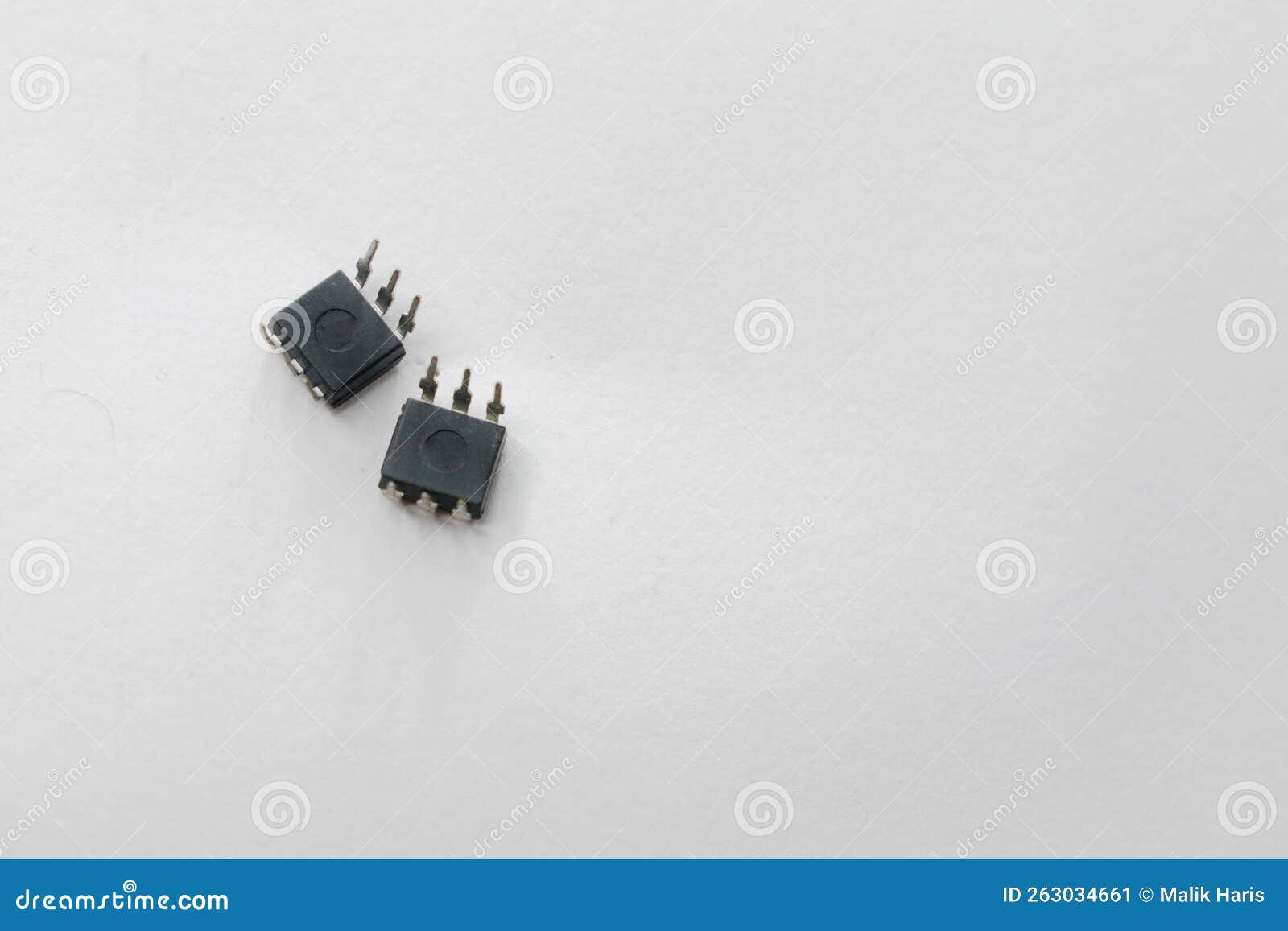 Optocoupler is a Six Pin IC and it Comes with Dual Inline Package Stock ...
