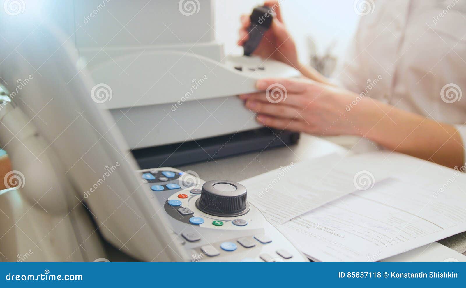 Optometrist Equipment in Use - Generic Eye Scanner Machine Stock Photo ...