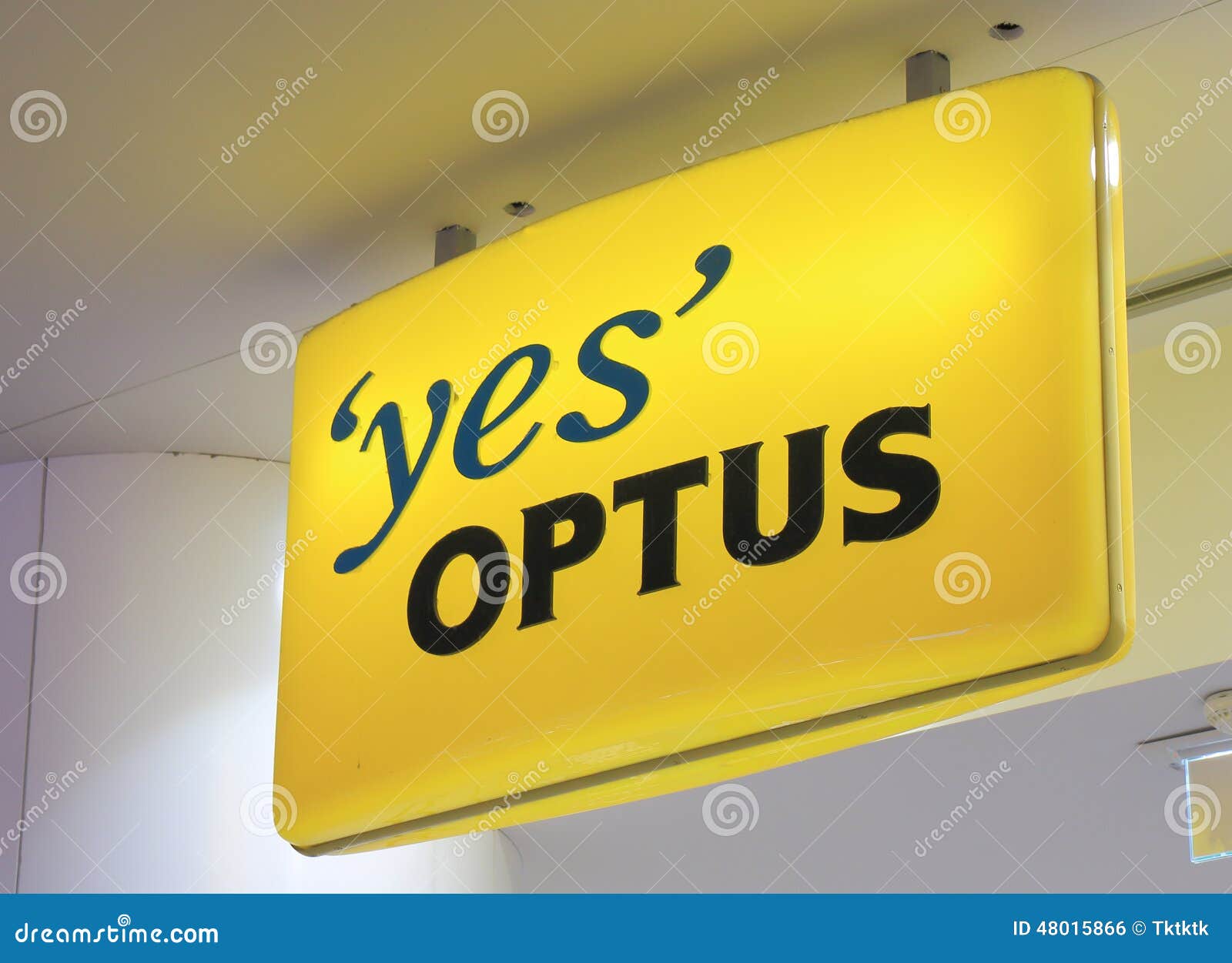 Optus Telecommunication Australia Editorial Photo - Image of logo ...
