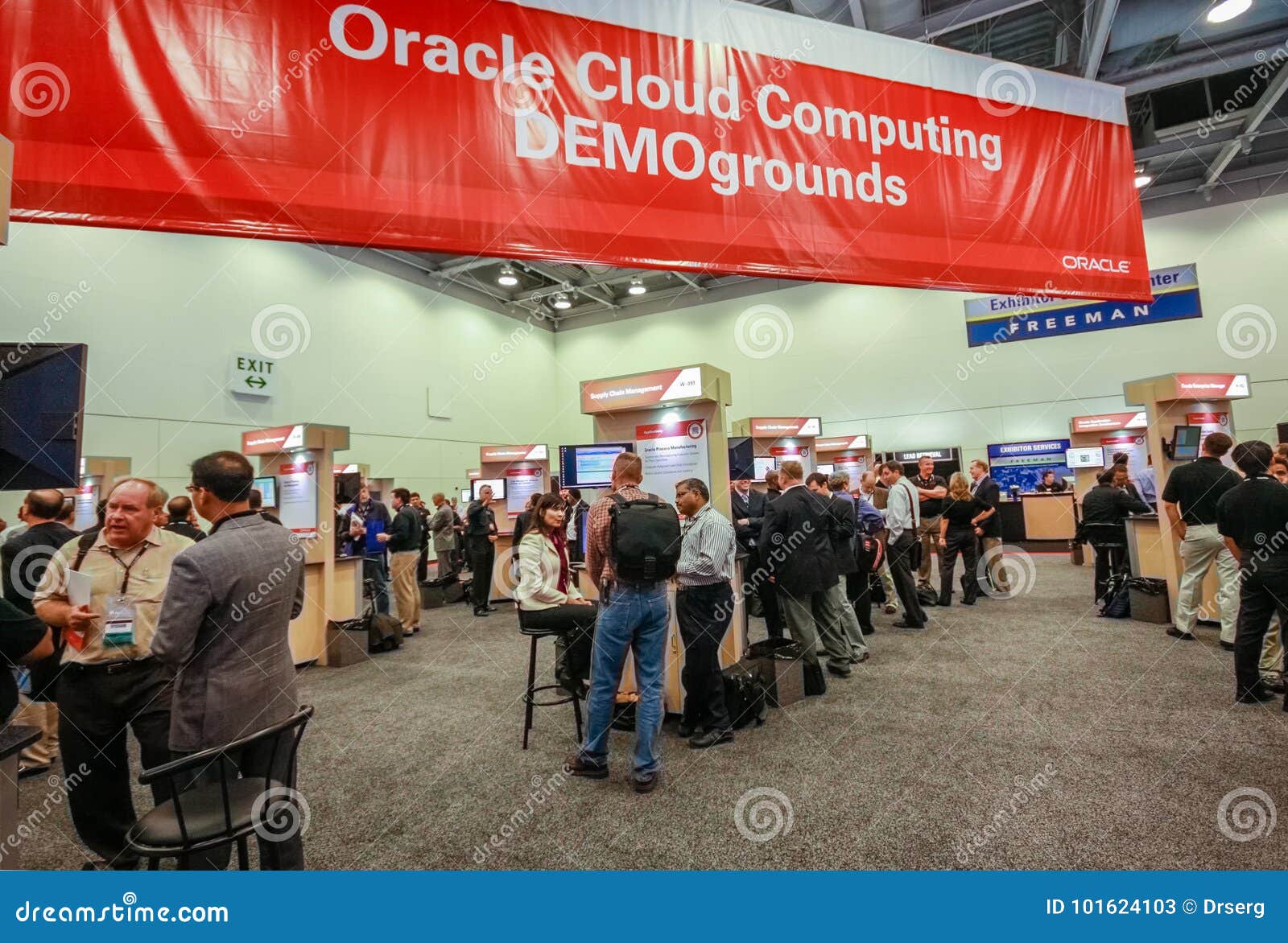 Oracle Cloud Computing Demoground Booth at Exhibition Editorial Stock ... Oracle Cloud Computing Demoground Booth at Exhibition Editorial Stock ...