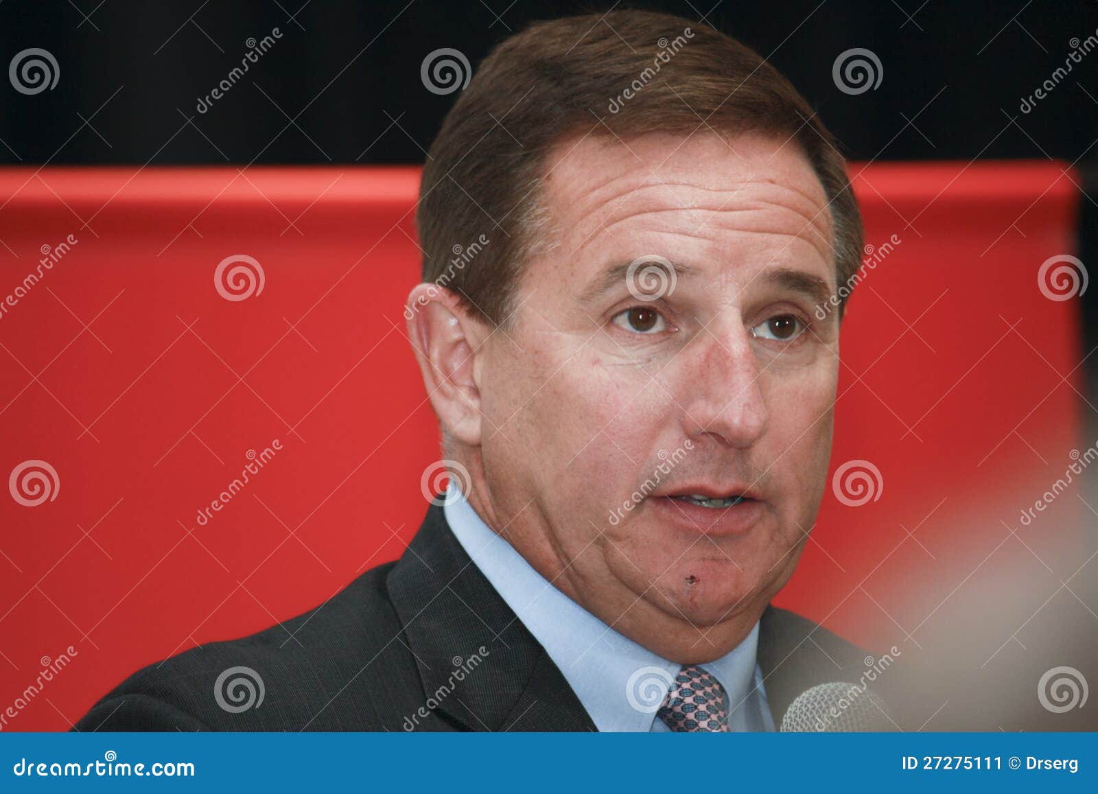 Oracle president Mark Hurd editorial photo. Image of forehead - 27275111