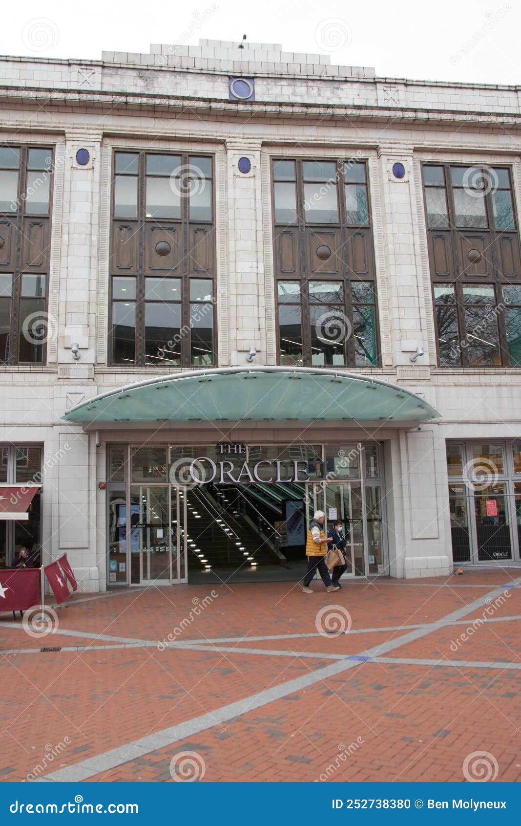 The Oracle Shopping Centre in Reading, Berkshire in the UK Editorial ...