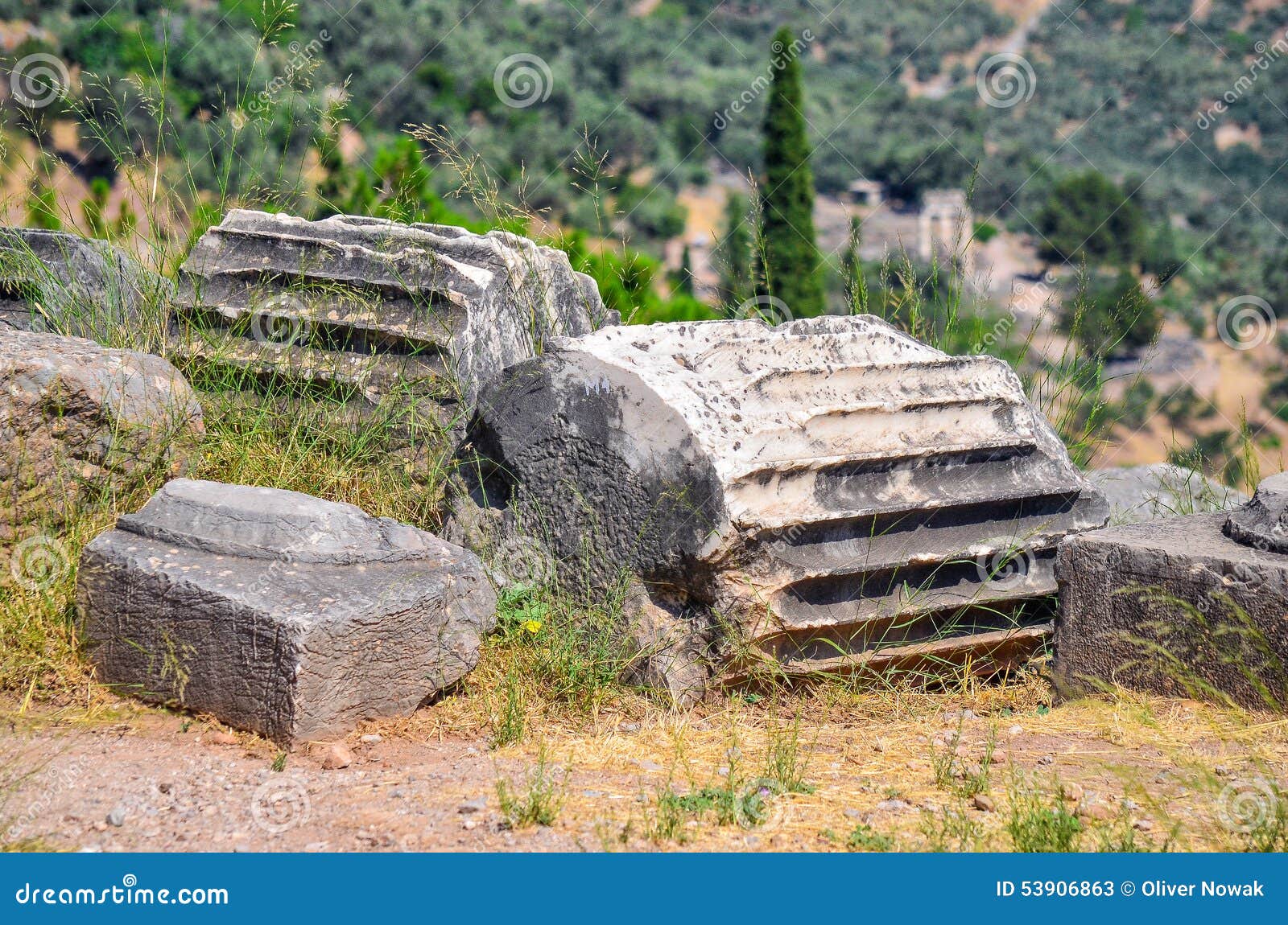 Orakel van Delphi stock afbeelding. Image of bergen, heiligdom - 53906863