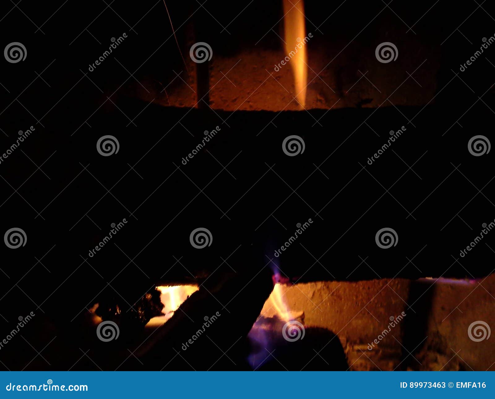 Orange and Blue Flames on a Log Stock Image - Image of warm, flame ...