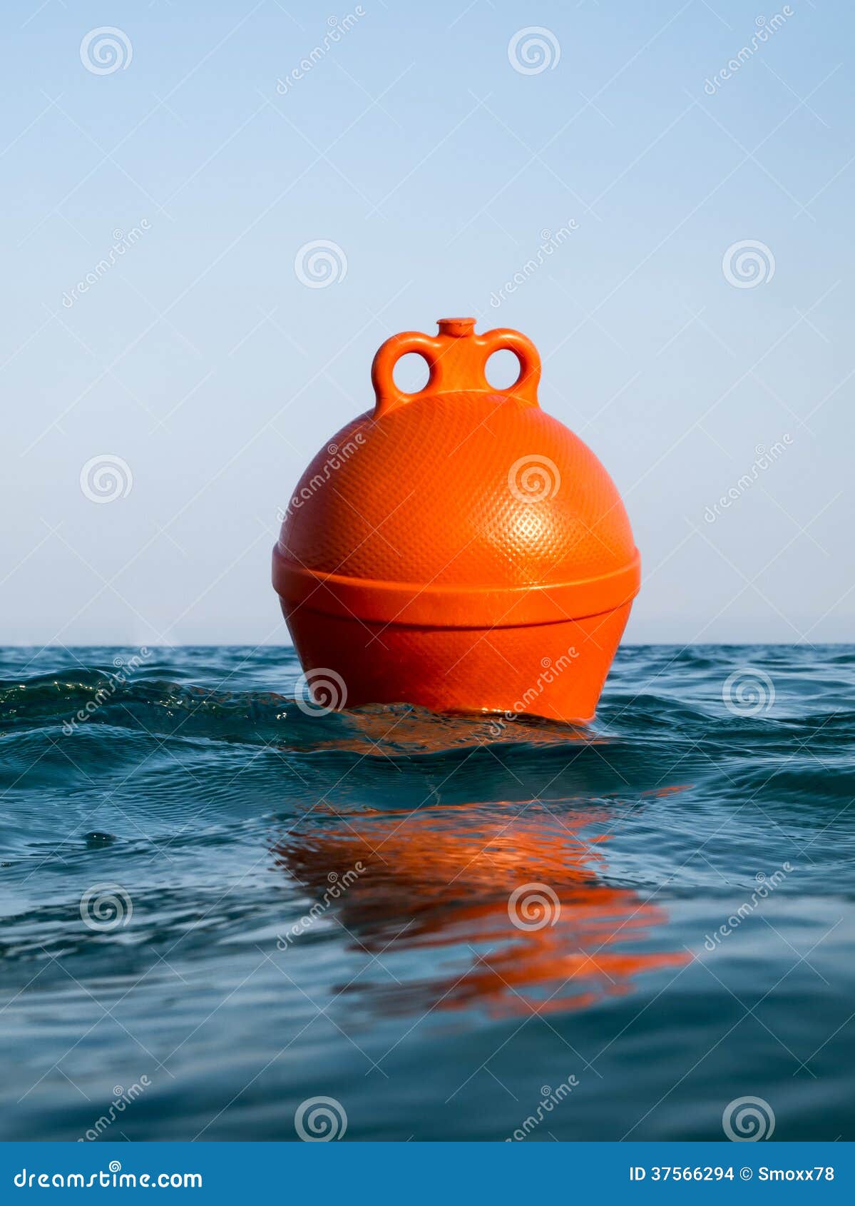 Orange Boje stockfoto. Bild von boje, nahrung, gang, leben - 37566294