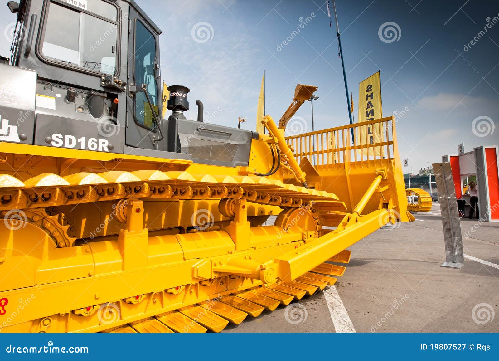 Orange diesel bulldozer editorial photography. Image of metallic - 19807527