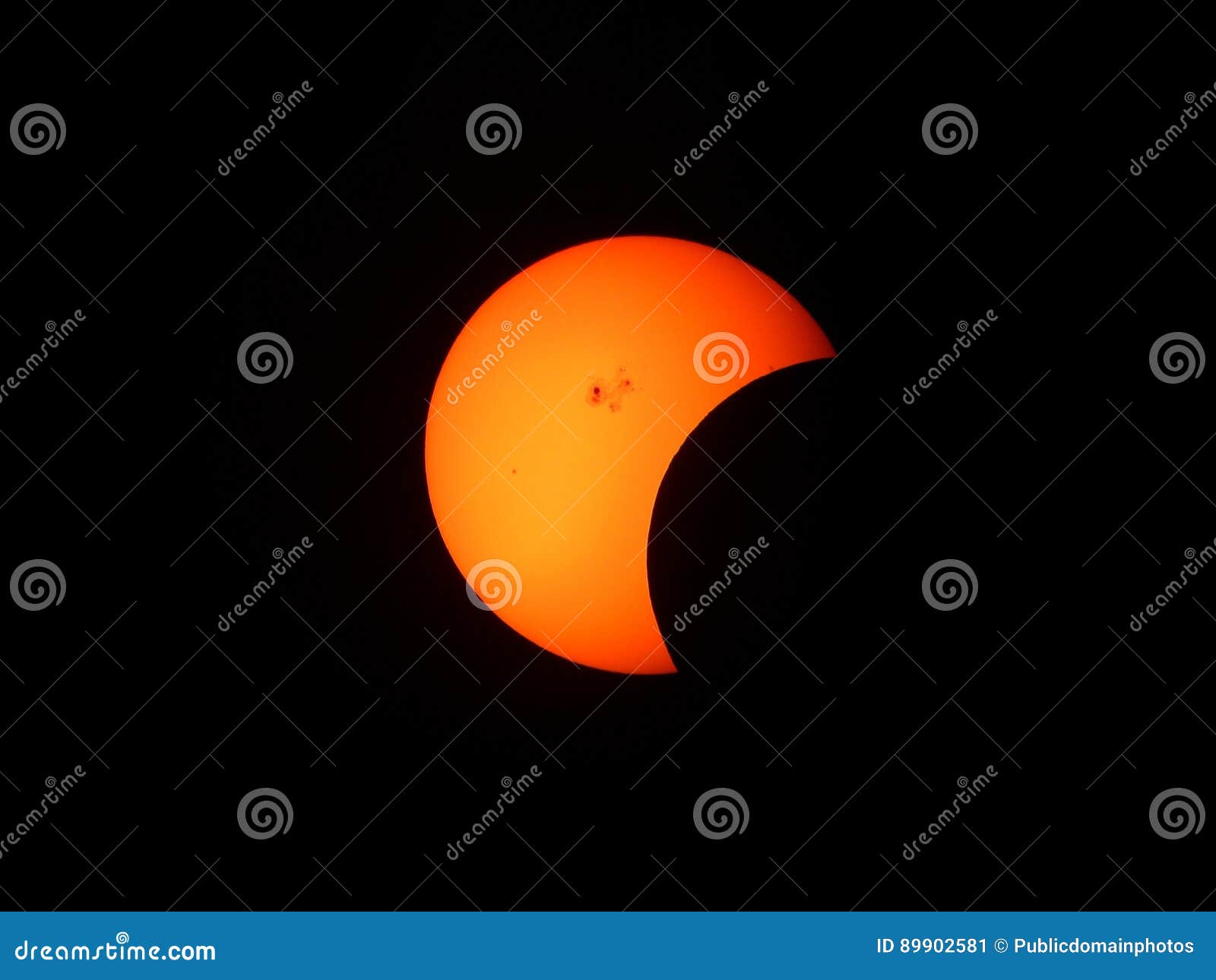 Orange, Eclipse, Atmosphere, Lighting Picture. Image: 89902581