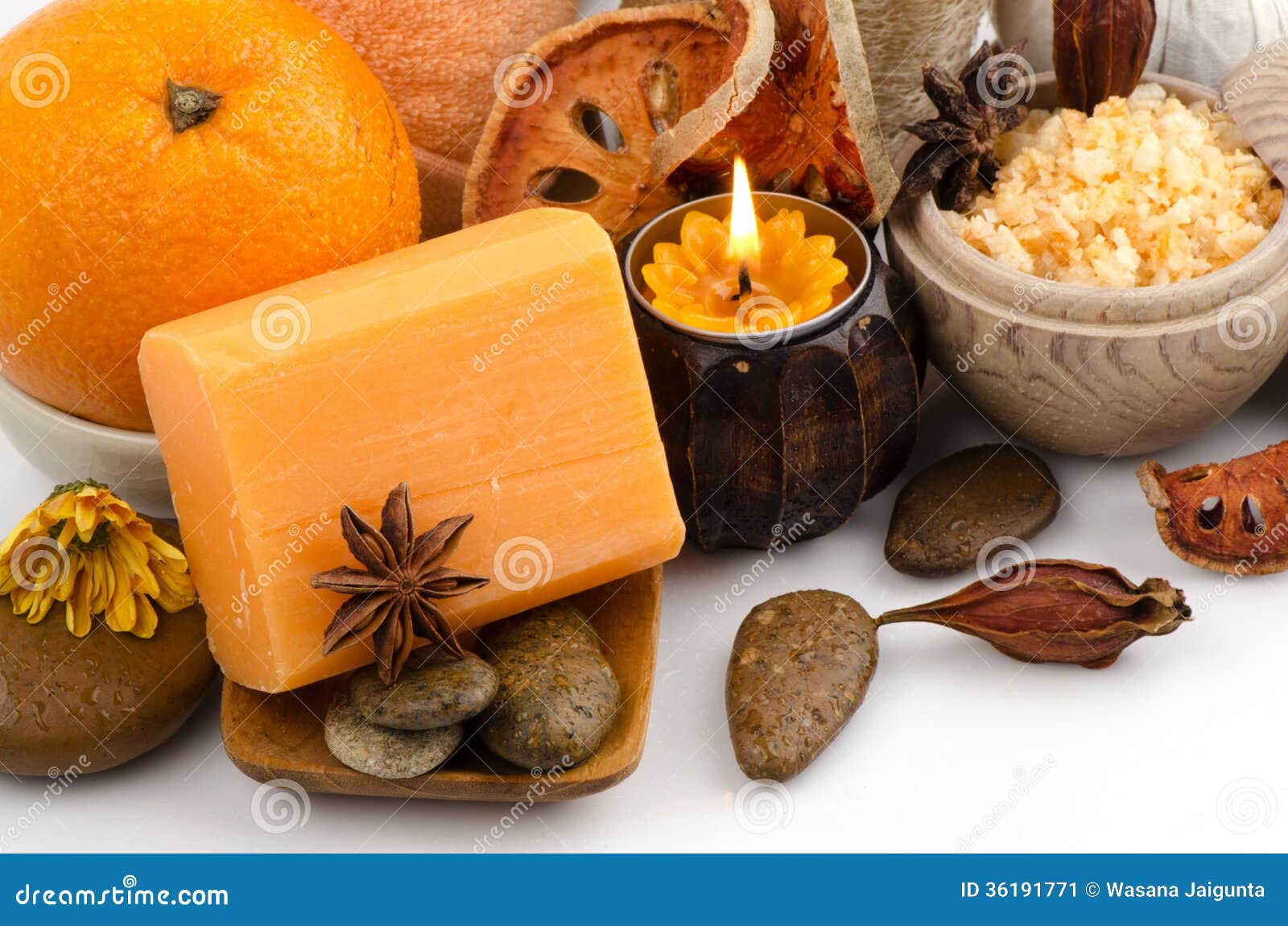 Orange Eigenschaften Der Seife Machen Dieses Klare Gesicht. Stockbild ...