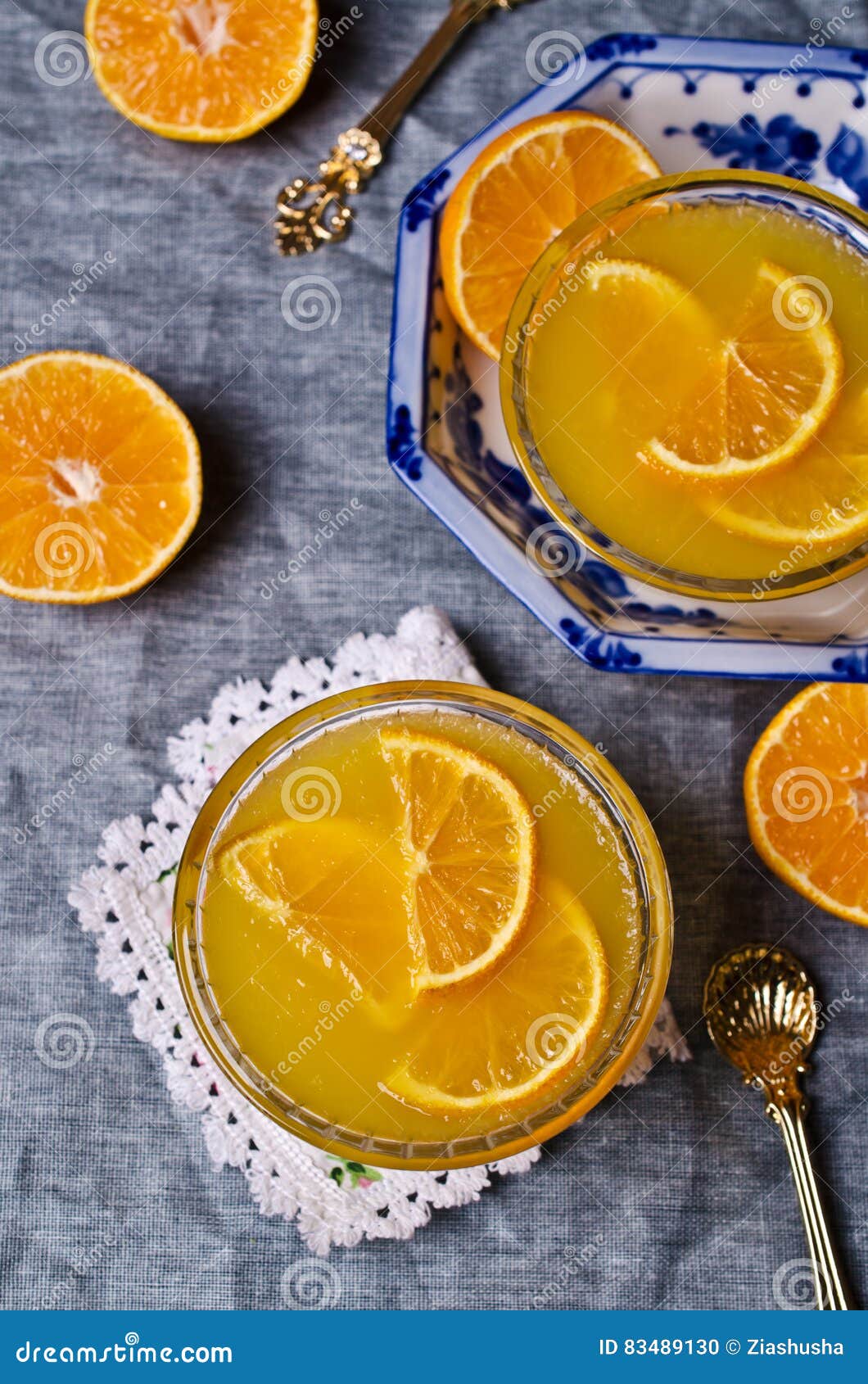 Orange Gelee im Glas stockfoto. Bild von köstlich, gelatine - 83489130