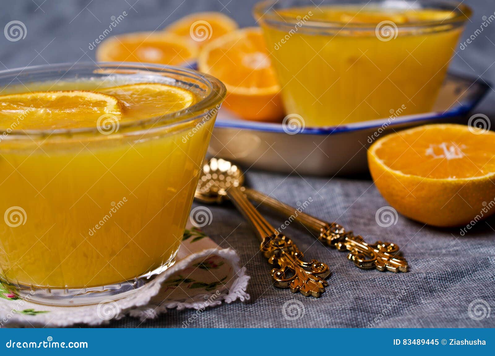 Orange Gelee im Glas stockbild. Bild von störung, frühstück - 83489445