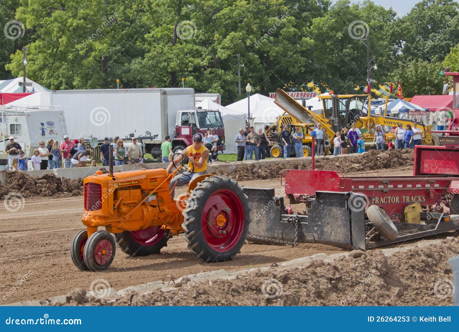 Orange Minneapolis Moline Tractor Pulling Tracks Editorial Stock Photo ...