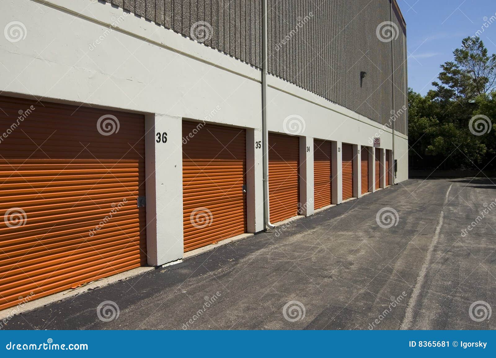 Orange Public Storage Gates Stock Image - Image of garage, door: 8365681