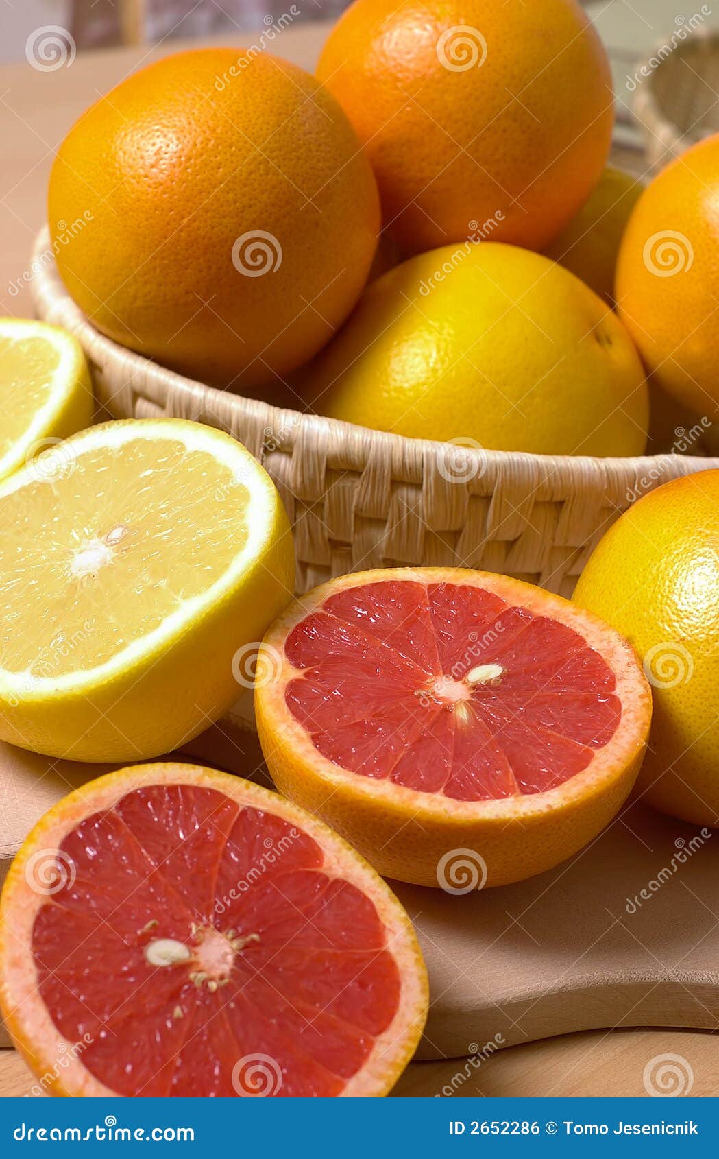 Orange and Red Orange Fruit Stock Photo - Image of juicy, healthy: 2652286