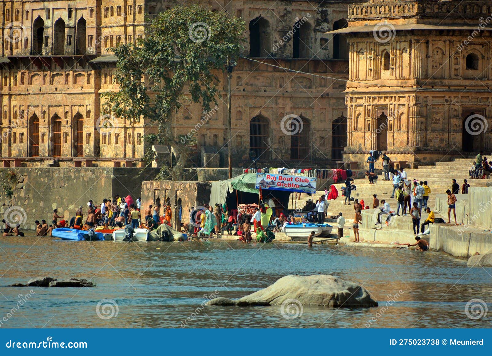 Orchha Fort Complex Comprises Several Formidable Structures Editorial ...