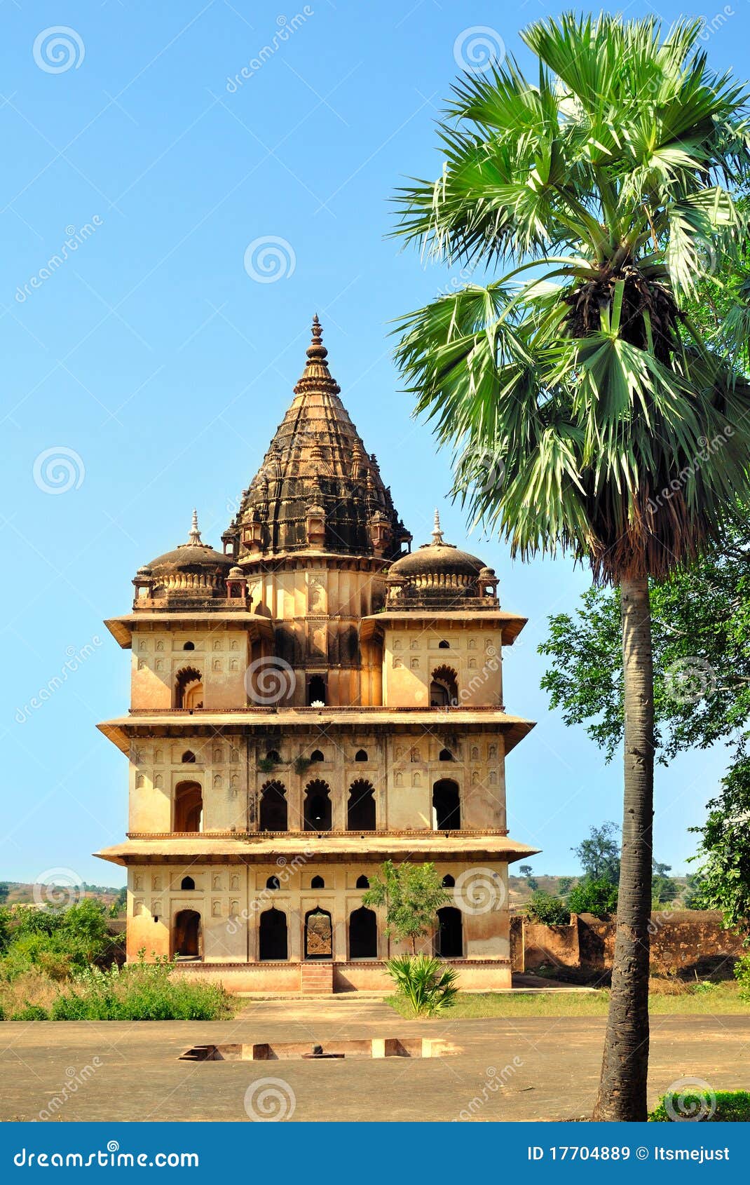 Orcha stock image. Image of monument, temple, views, historic - 17704889