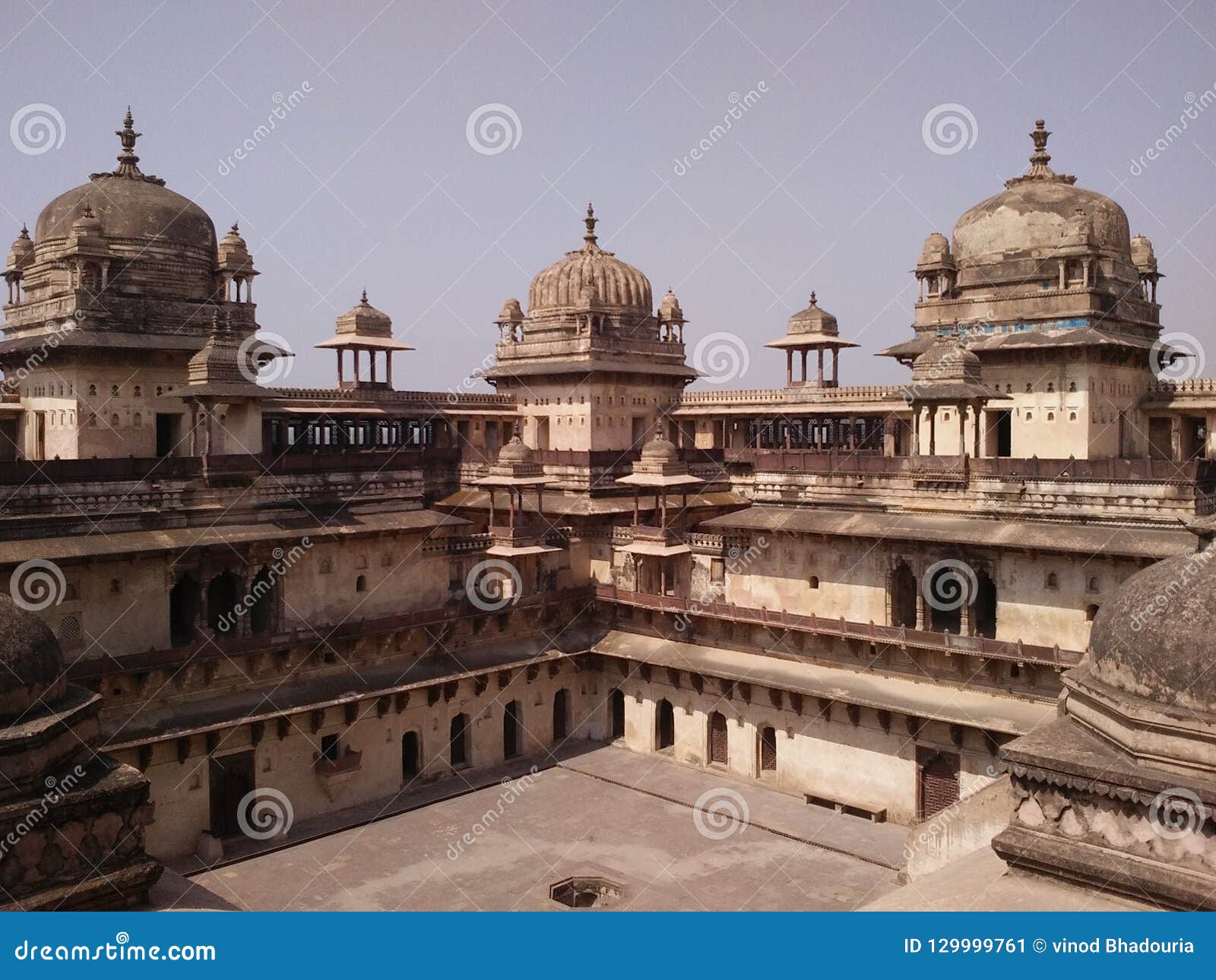 Orcha Fort Madhya Pradesh India Stock Image - Image of jhansi, inside ...