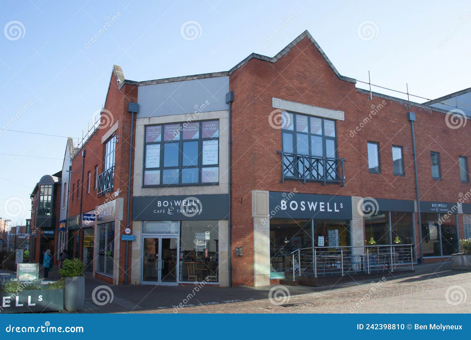 The Orchard Centre, Didcot, Oxfordshire in the UK Editorial Image ...