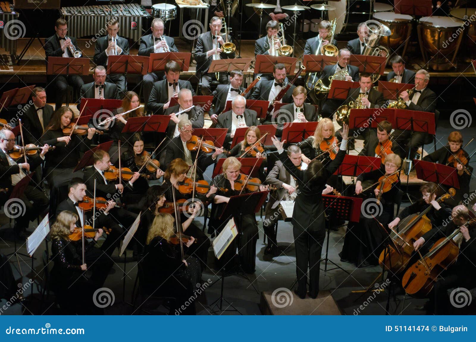 Orchestra sinfonica immagine stock editoriale. Immagine di strumenti ...