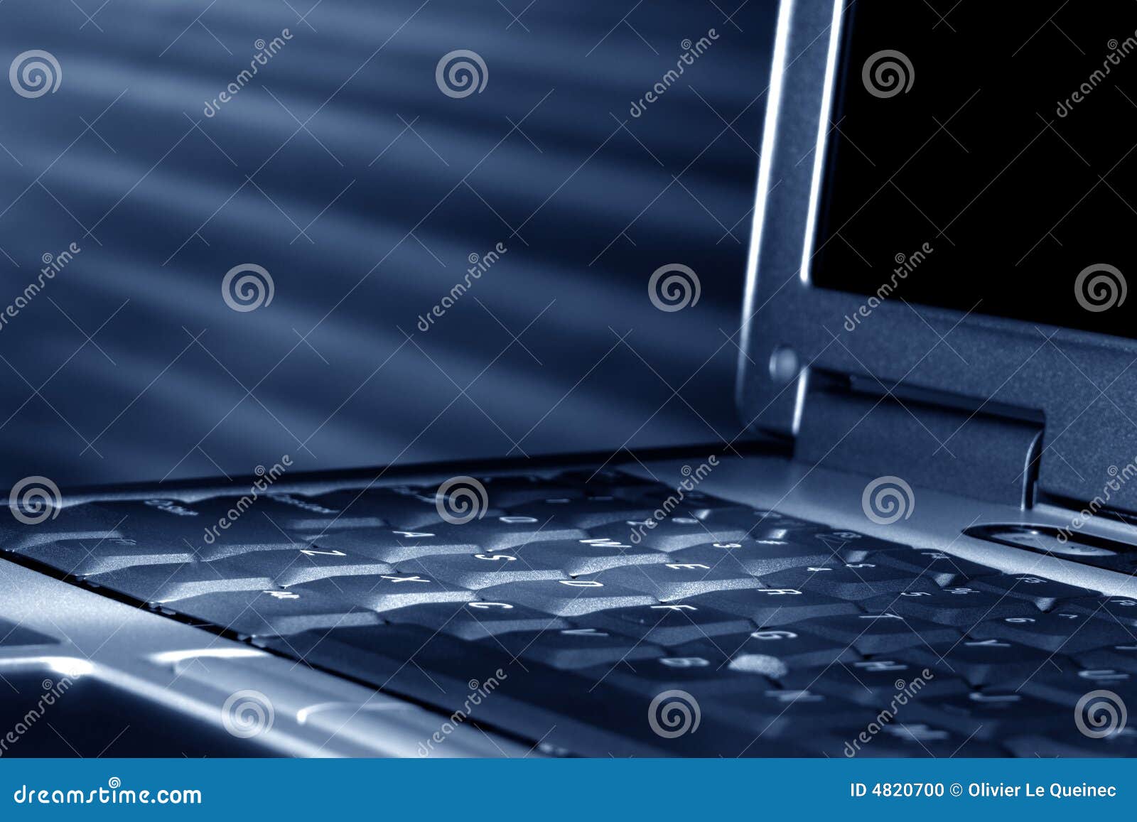 Ordinateur Portable D'ordinateur Portatif Photo stock - Image du ouvert ...