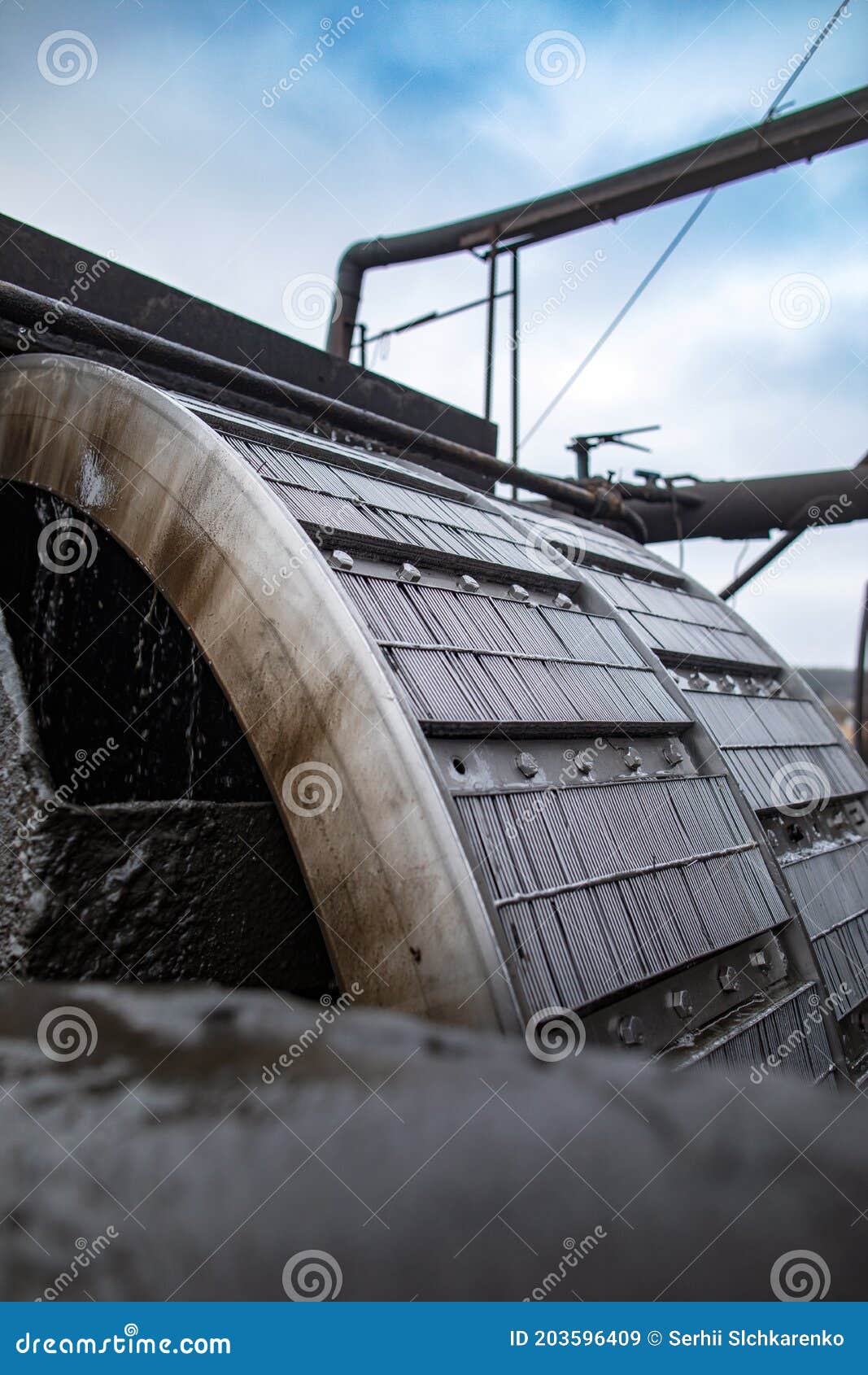 Ore-dressing Treatment with Classifiers in Mining-and-processing ...