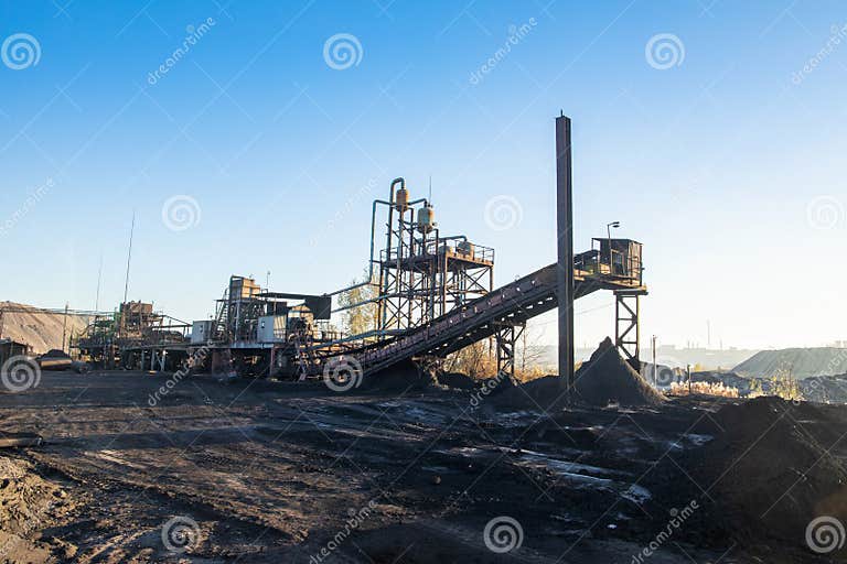 Ore-dressing Treatment with Classifiers in Mining-and-processing ...