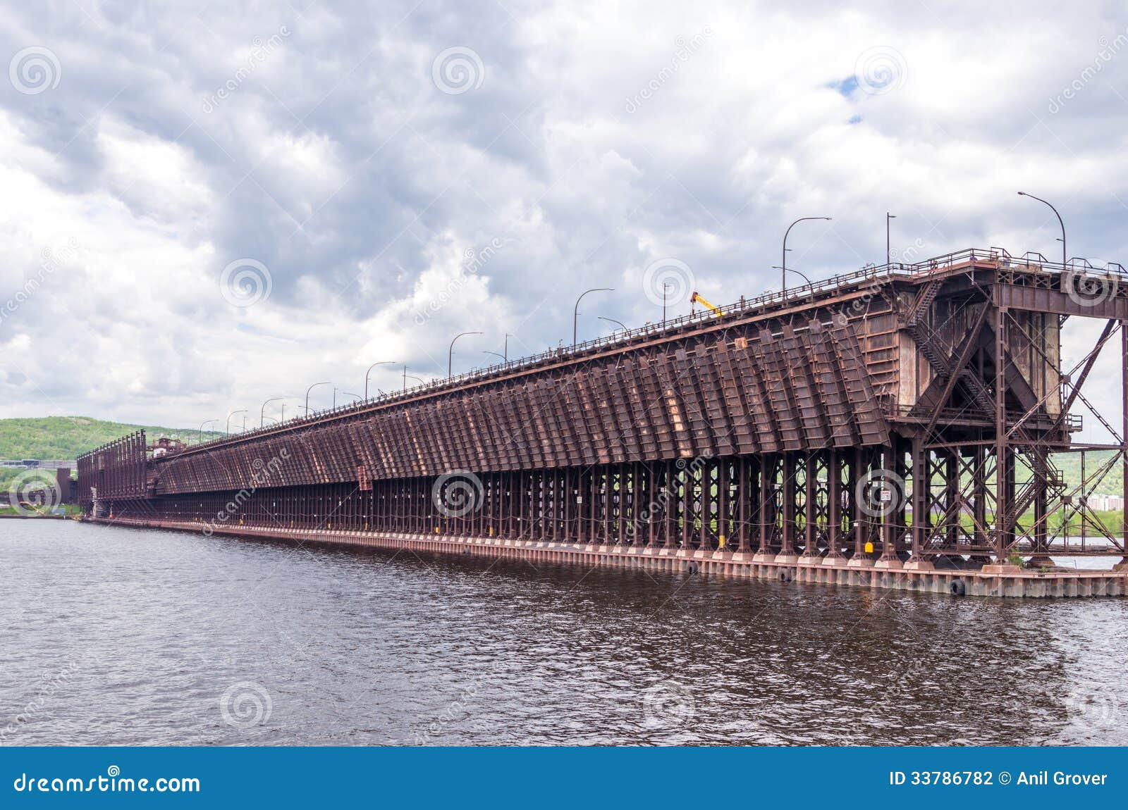 Ore Loader in St. Louis Bay at Duluth Docks Editorial Photography ...
