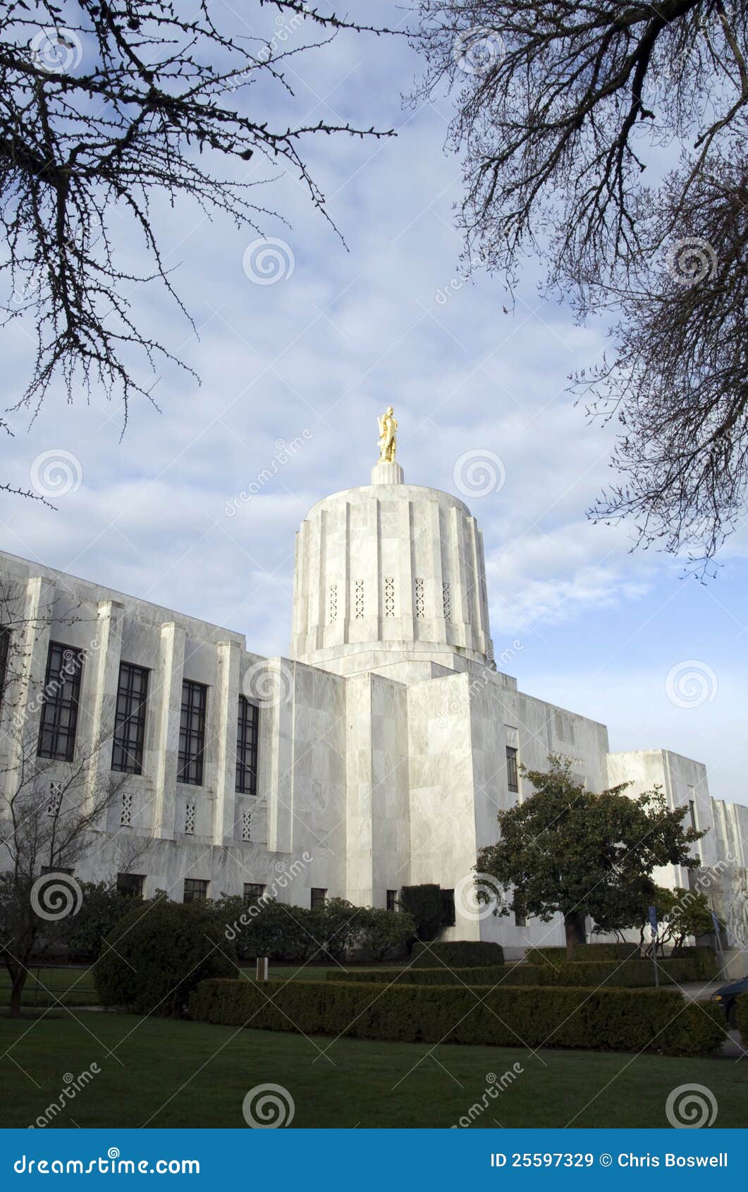 Oregon Capitol Building Vertical Government Ground Stock Image - Image ...