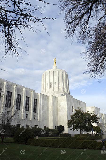 Oregon Capitol Building Vertical Government Ground Stock Image - Image ...