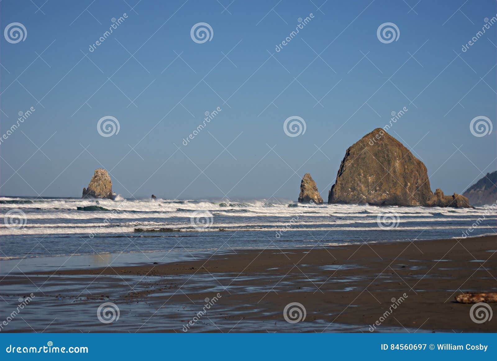 Oregon Coast Sea Stacks I stock image. Image of waves - 84560697