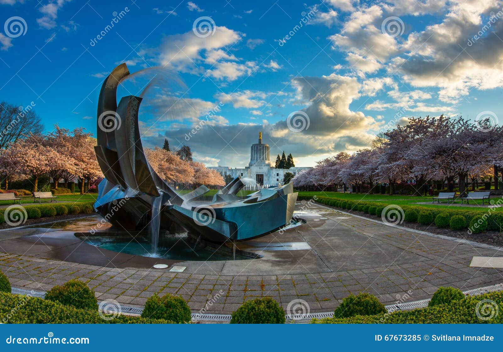 Oregon State Capitol Park stock image. Image of flowers - 67673285
