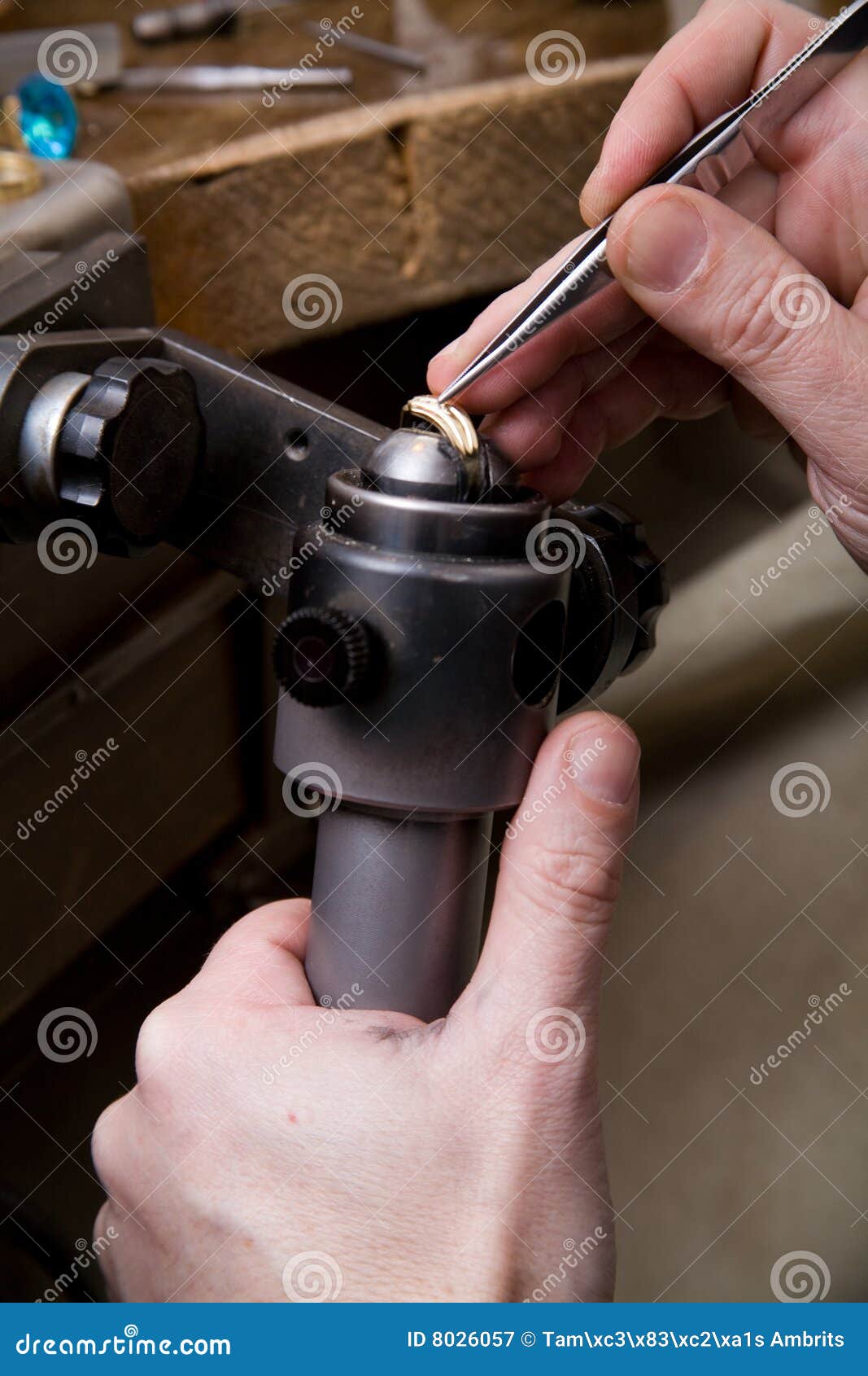 Orfebre imagen de archivo. Imagen de brazalete, encadenamiento - 8026057