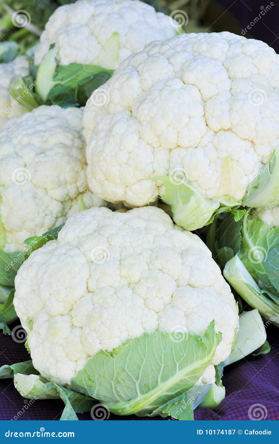 Organic Cauliflower stock image. Image of food, nature - 10174187