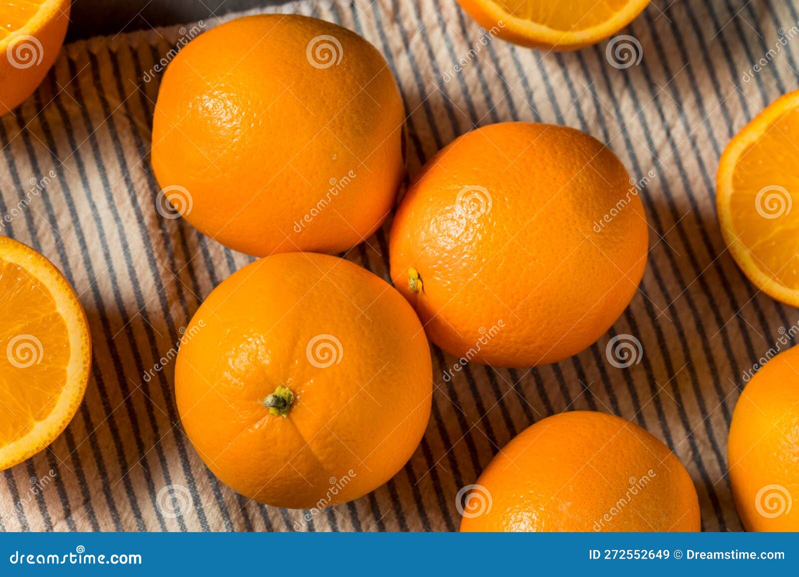 Organic Raw Bunch of Oranges Stock Image - Image of organic, juicy ...