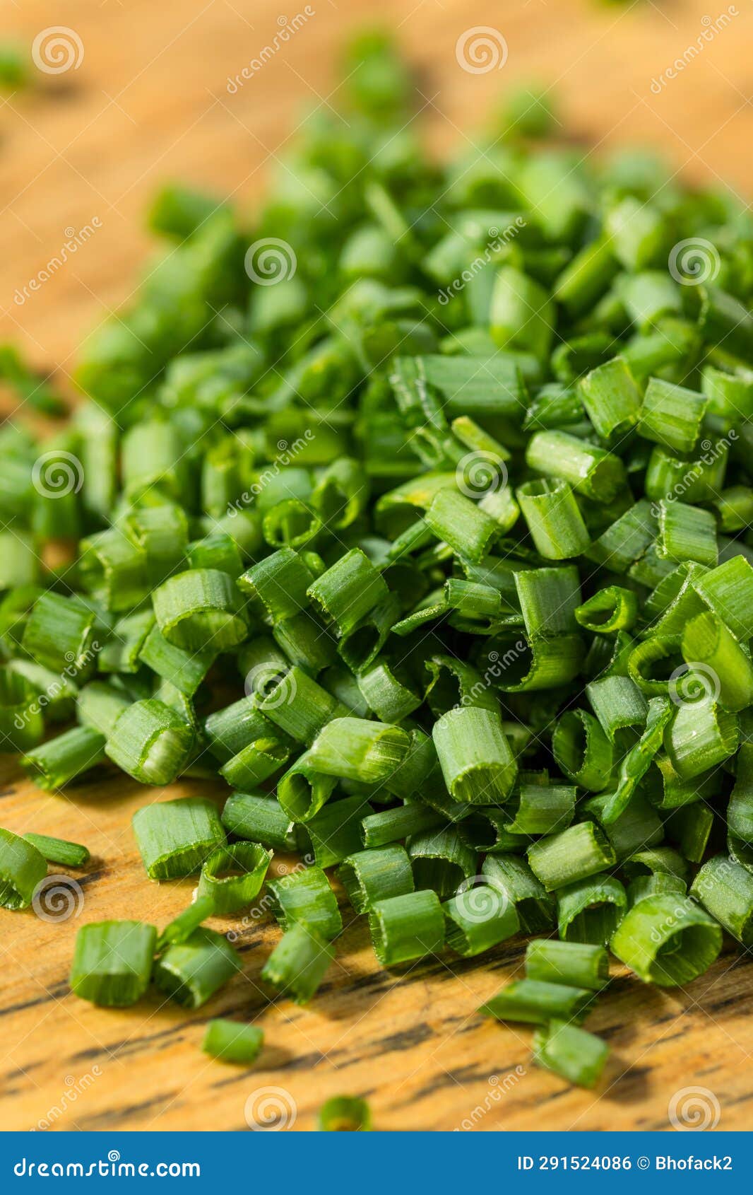 Organic Raw Green Chopped Chives Stock Photo - Image of herb, nutrition ...