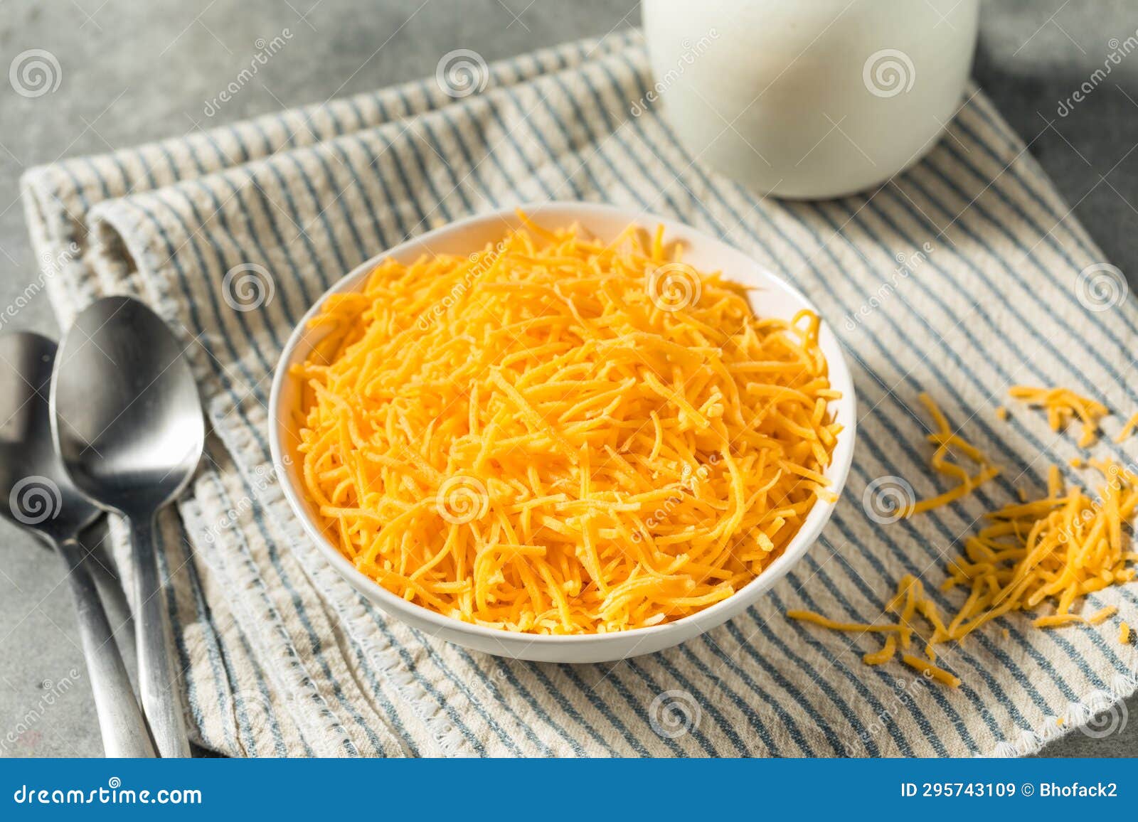 Organic Raw Shredded Cheddar Cheese Stock Image - Image of milk, dairy ...