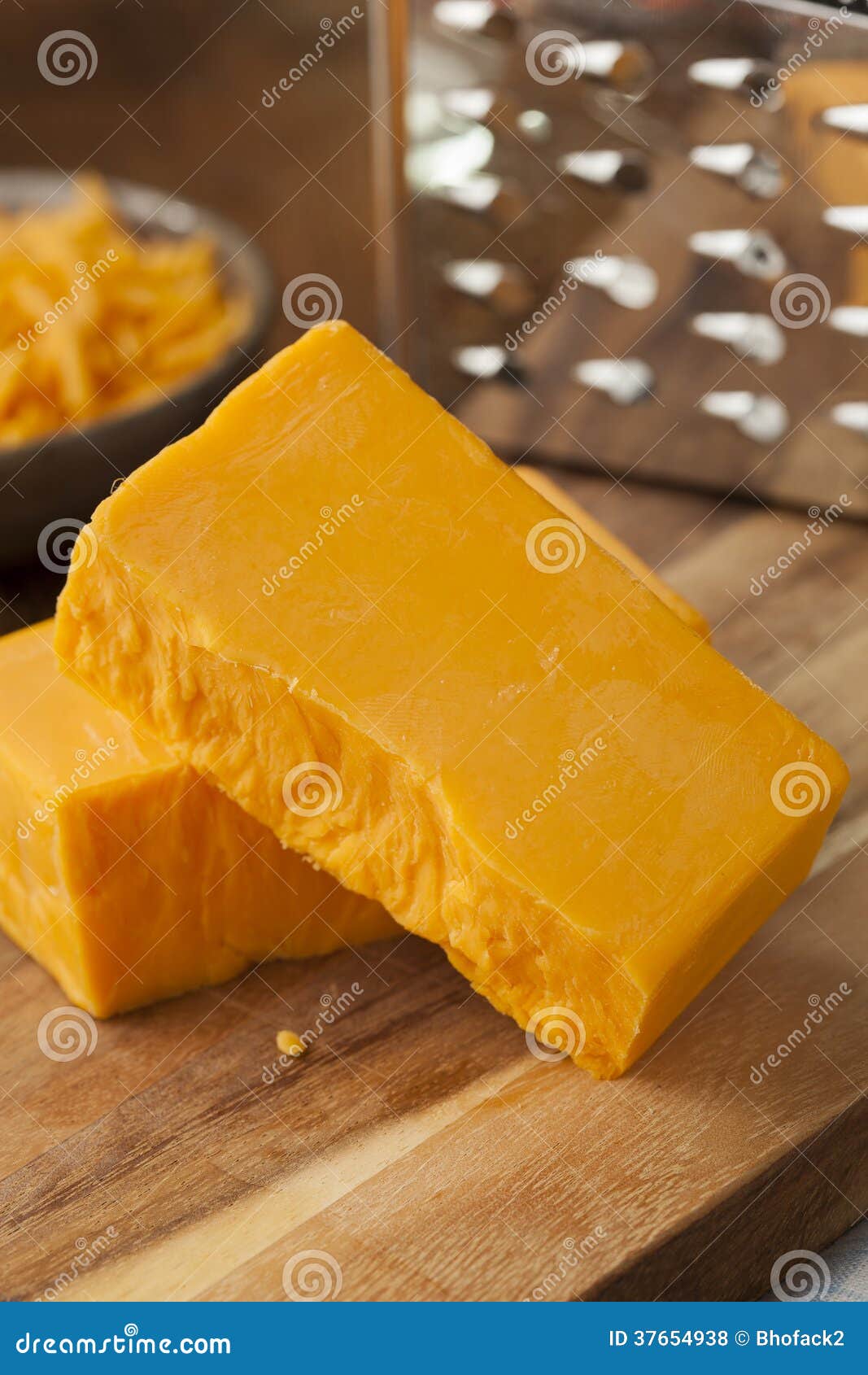 Organic Sharp Cheddar Cheese Stock Photo - Image of cheez, sharp: 37654938