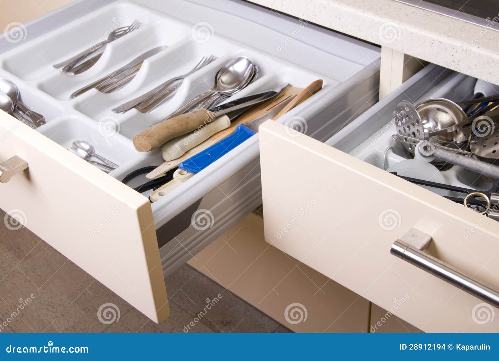 Kitchen Drawer With Full Extension Flush-mounted Slides With Push To ...