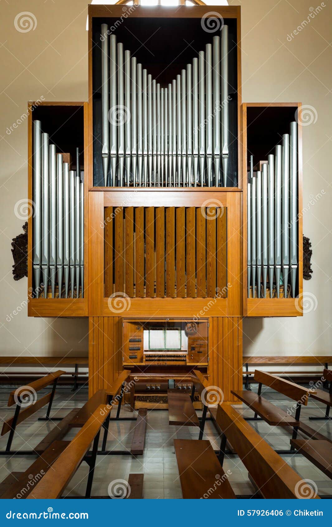 Organo Dello Strumento Musicale Fotografia Stock - Immagine di antico ...