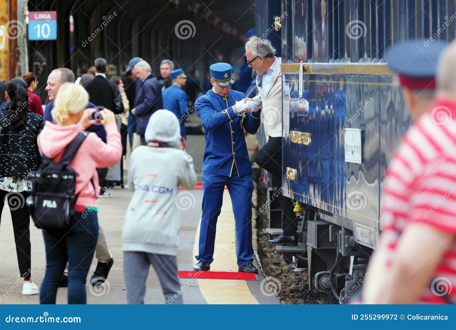 Orient Express on Bucharest North Rail Station Editorial Photography ...