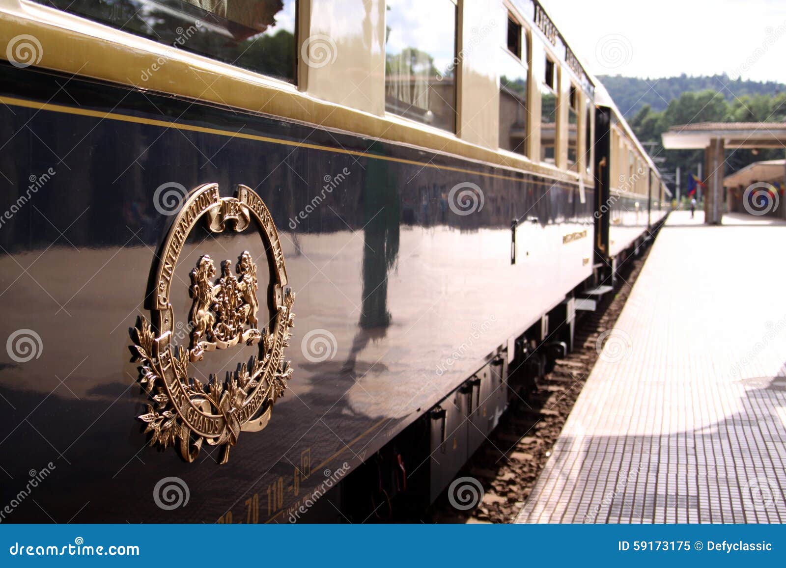Orient Express train editorial image. Image of gaulle - 59173175