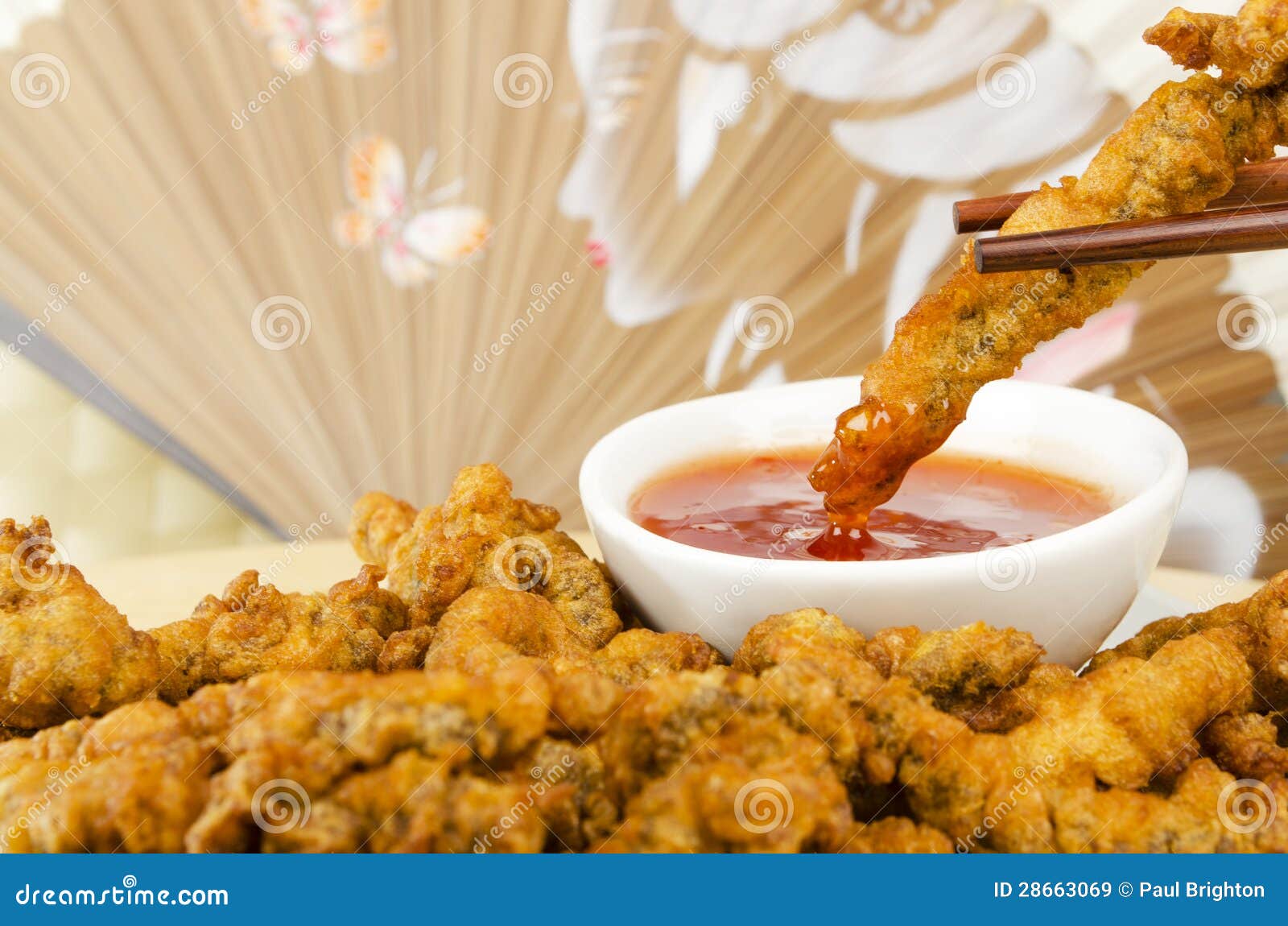 Oriental Deep Fried Crispy Beef Stock Image - Image of asian, chili ...