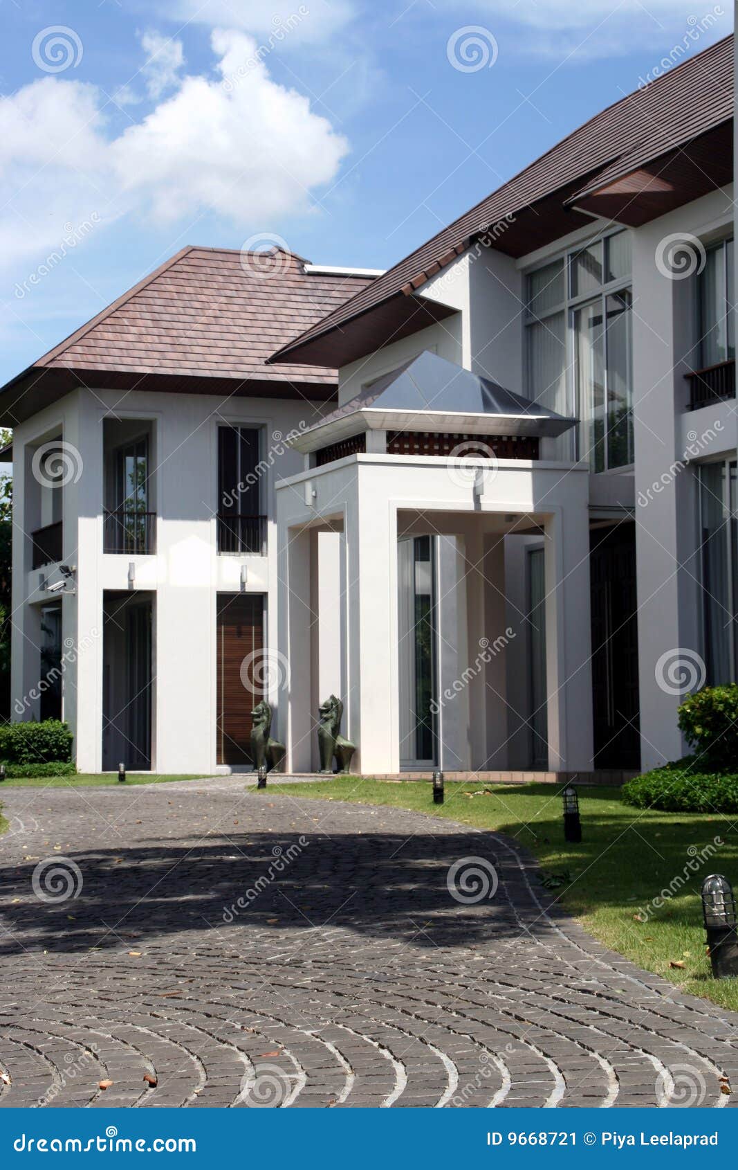 Oriental Style Modern House Stock Image - Image of luxury, oriental ...