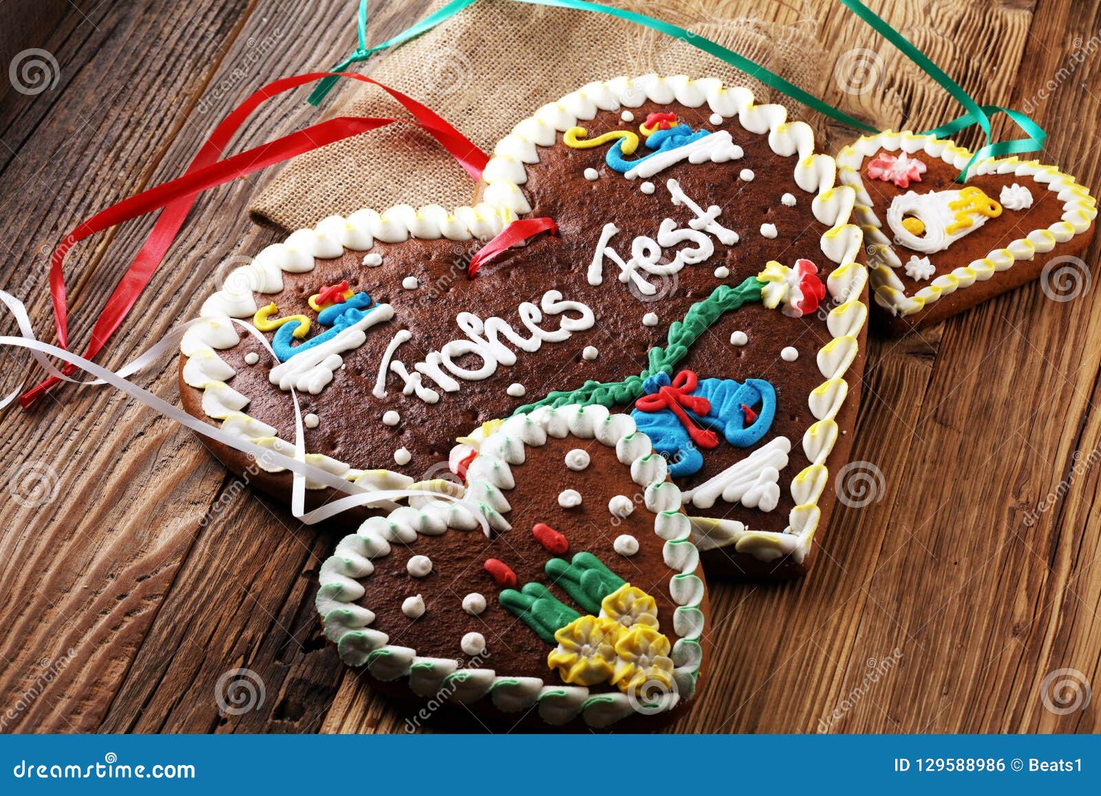Original Bavarian Christmas Gingerbread Heart on Wood. Xmas Gingerbread ... Original Bavarian Christmas Gingerbread Heart on Wood. Xmas Gingerbread ...