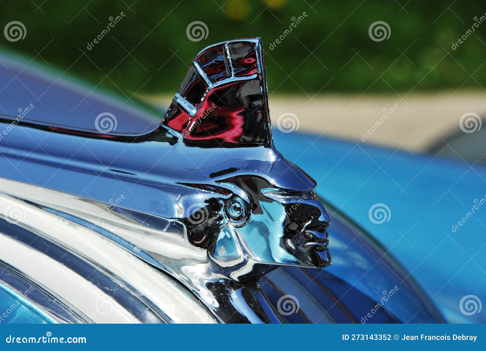 Original Car Crest Stainless and Ruby Stock Photo - Image of engine ...