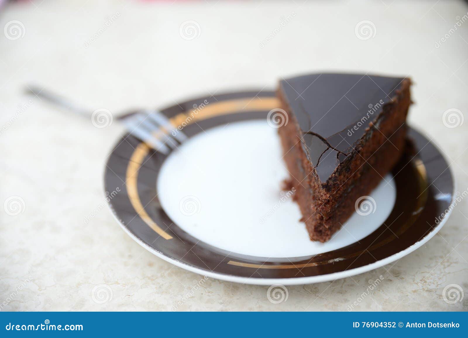 Original Sacher Torte VIENNA Stock Photo - Image of decoration ...