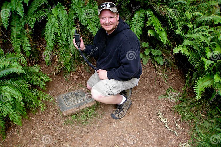 Original Stash Geocache editorial image. Image of plaque - 21045325