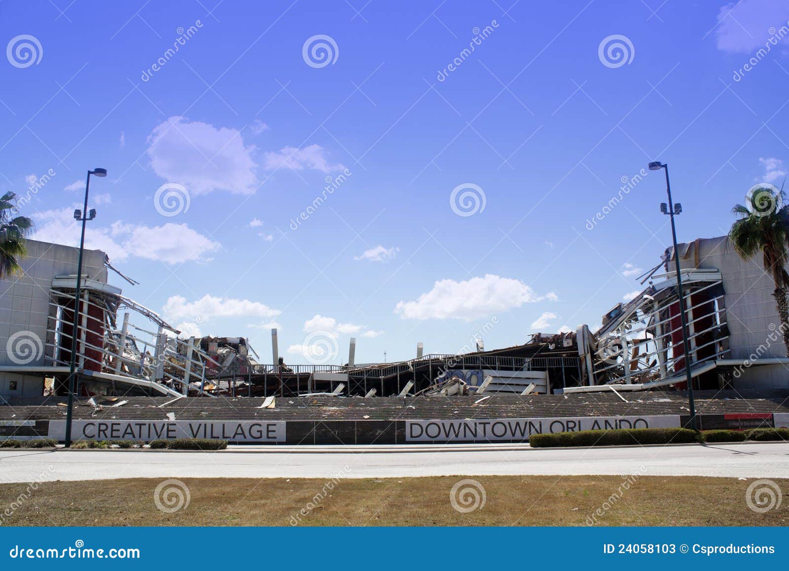 Orlando Amway Arena Demolition (21) Editorial Stock Photo - Image of ...