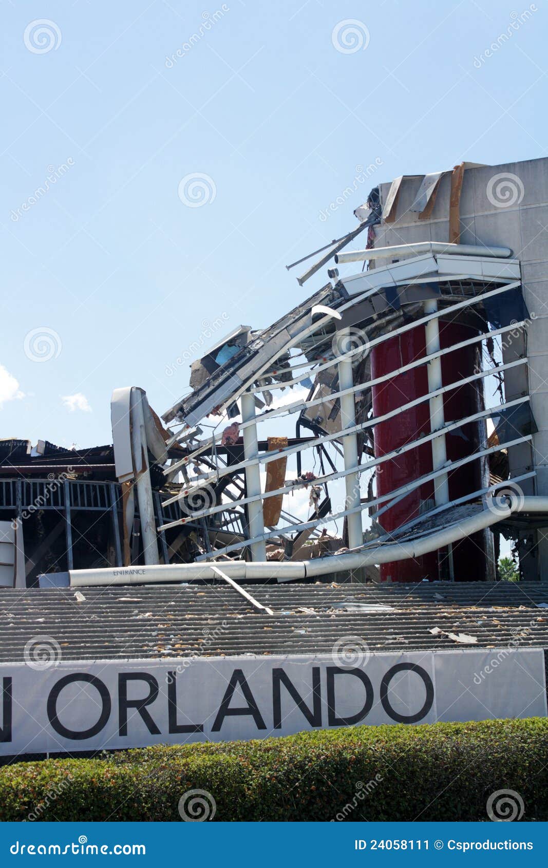 Orlando Amway Arena Demolition (22) Editorial Photo - Image of ...