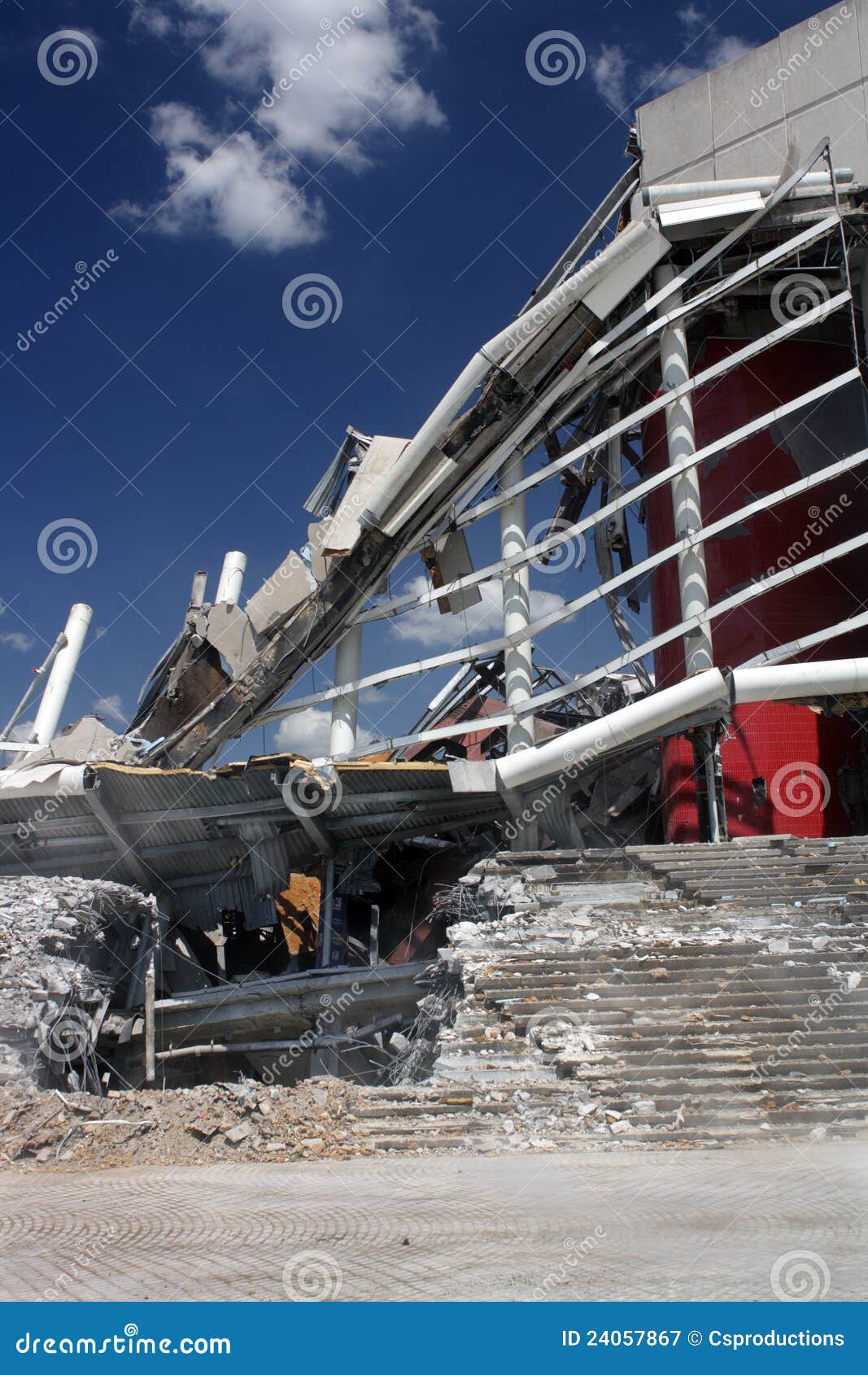 Orlando Amway Arena Demolition (3) Editorial Photography - Image of ...