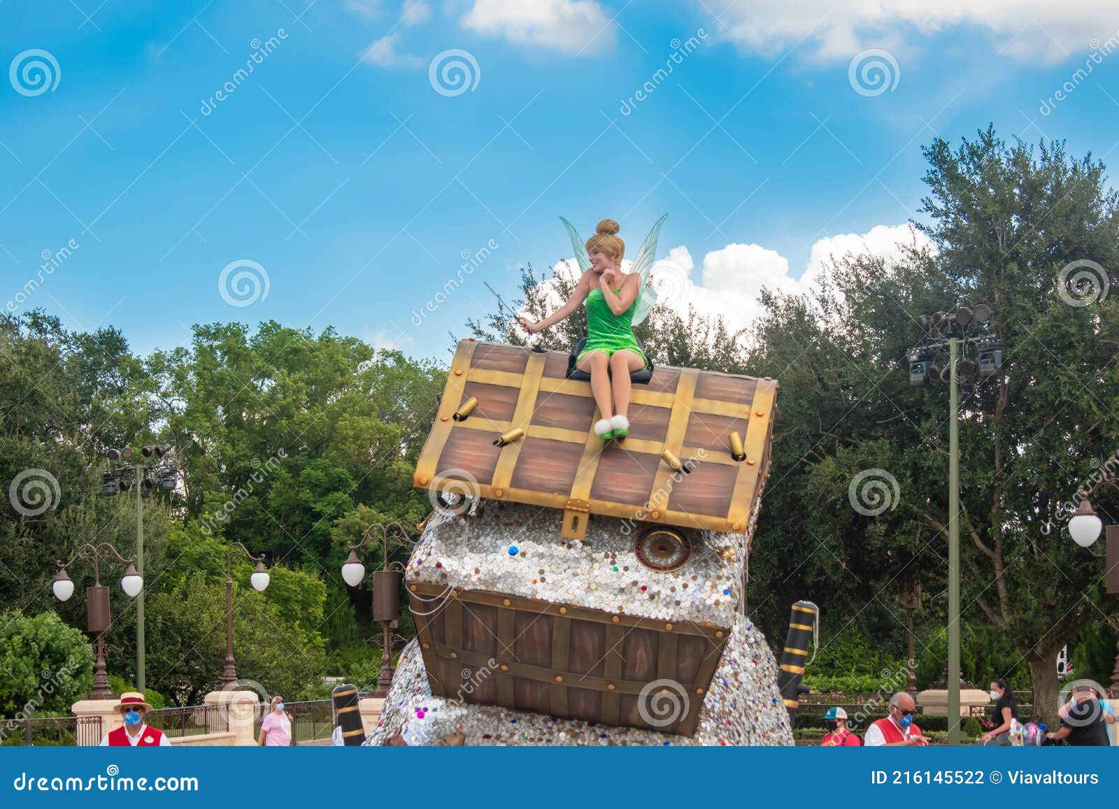 Tinker Bell on Beautiful Parade Float at Magic Kingdom 373 Editorial ...